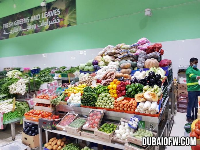 Deira Waterfront Market in Dubai: Fresh Fish, Meat, Fruits & Vegetables ... Deira Waterfront Market in Dubai: Fresh Fish, Meat, Fruits & Vegetables ...