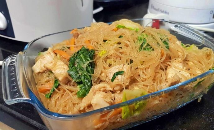 Filipino Pancit Bihon Recipe (Rice Noodles) | Dubai OFW