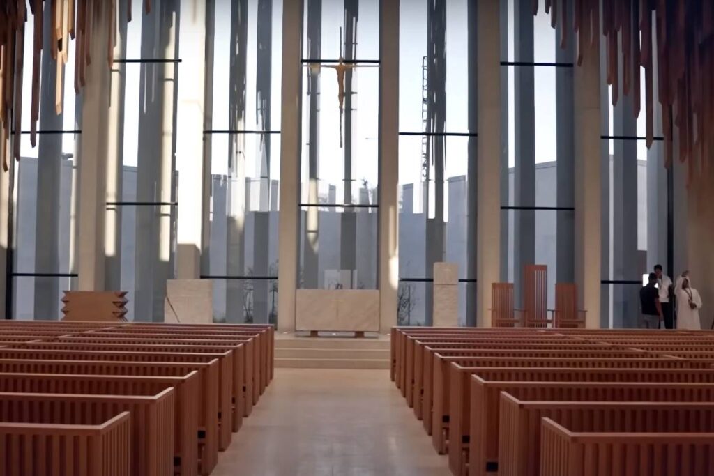 Abrahamic Family House Abu Dhabi: Three Places of Worship in One Opens ...