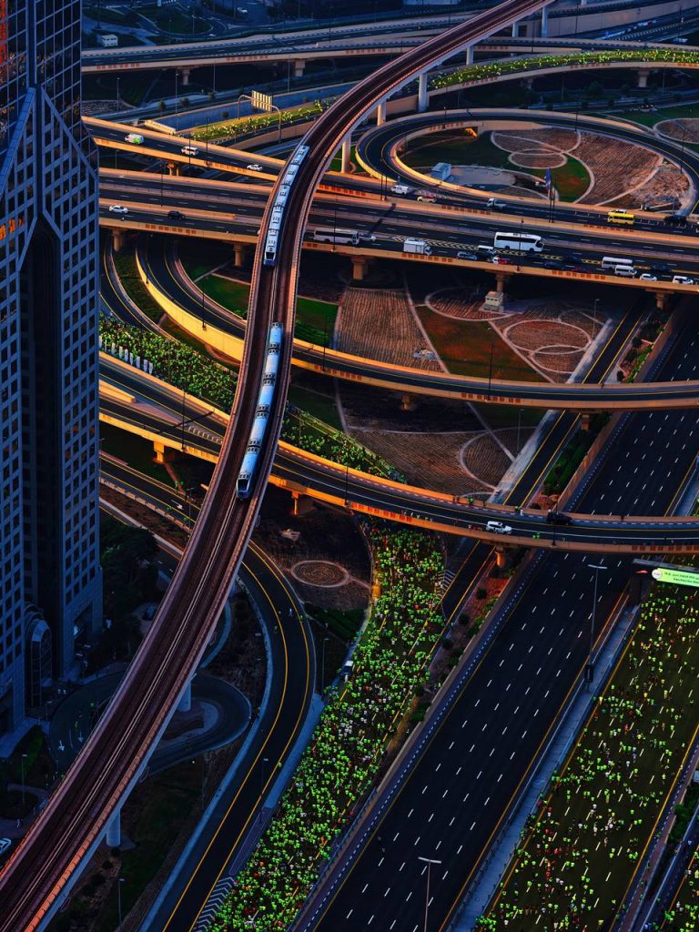 IN PHOTOS: HH Sheikh Hamdan Leads 278,000 Participants in Dubai Run ...